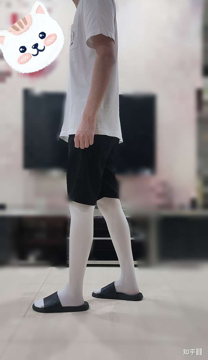 小男生穿裤袜 男孩小男孩穿连裤袜 伤感说说吧