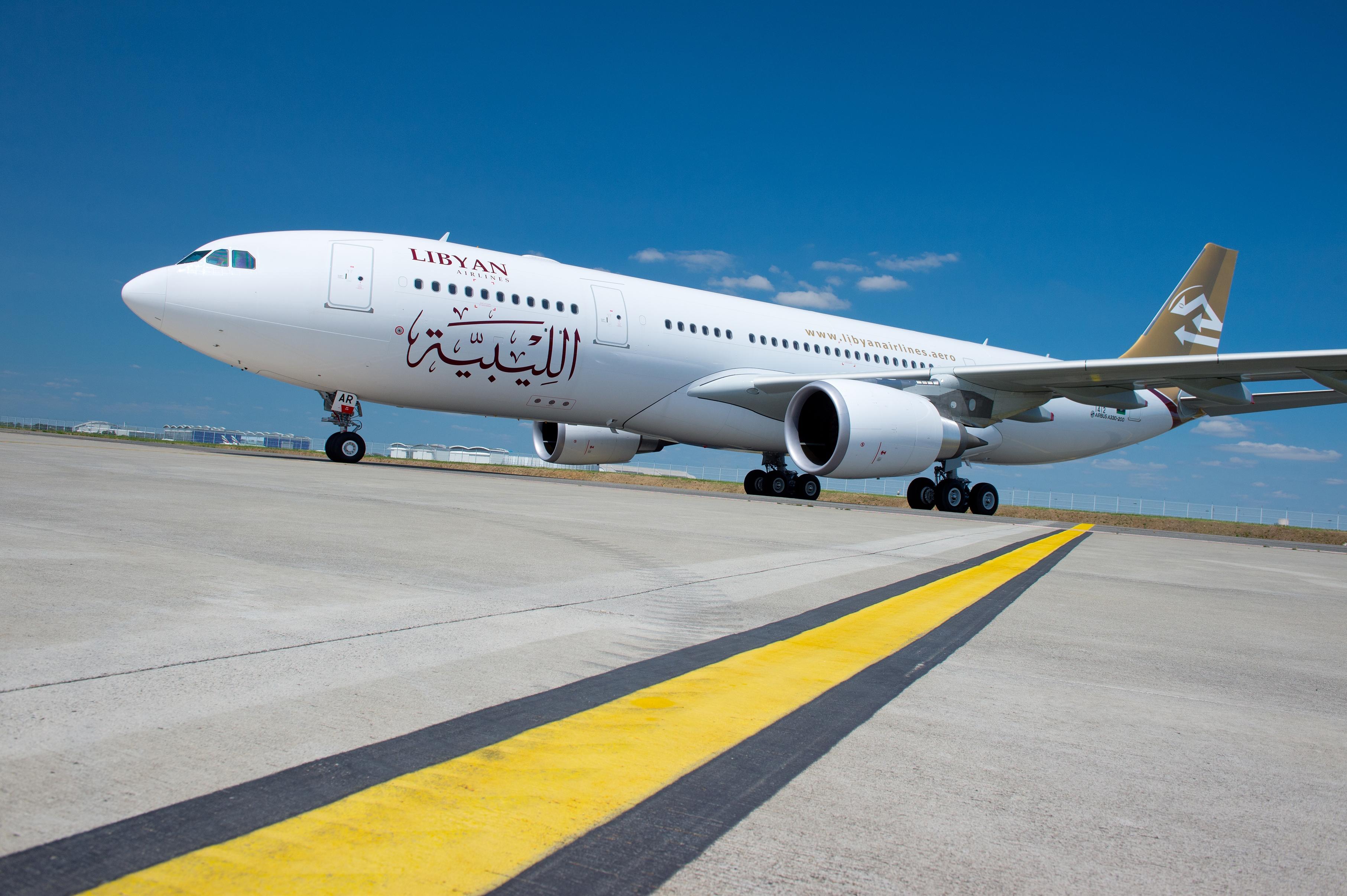 如何准确地从外观上分辨 A333 和 A332 客机？ - 知乎