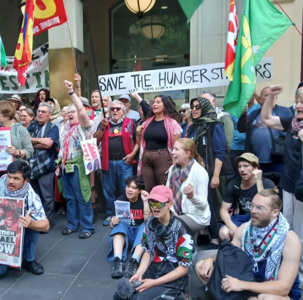 Kelvin茸 的想法: 本周豆蒸动态 | 1. 马杜罗大头这一块（P1）2. Hands off Venezuela！（P1-P3）3 ...