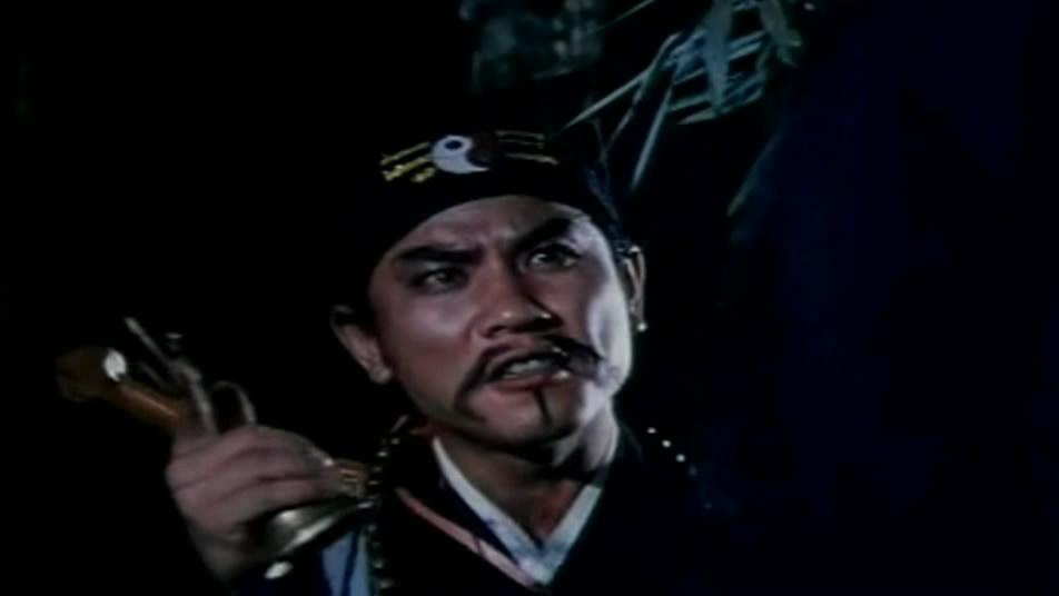 谭亭 的想法 我的收看簿 限制级电影 《赶尸艳谈》(中国台湾1991)导演:吕宝 主演:蓝鸟旺,曲奇,巴乐,杜润发,杜爱华,崔丽菁,林