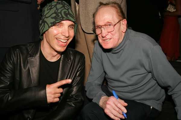 如何评价吉他手Joe Satriani？ - 知乎