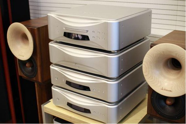 准备玩CD机，主要追求音质，有推荐的几个机型吗? - 知乎