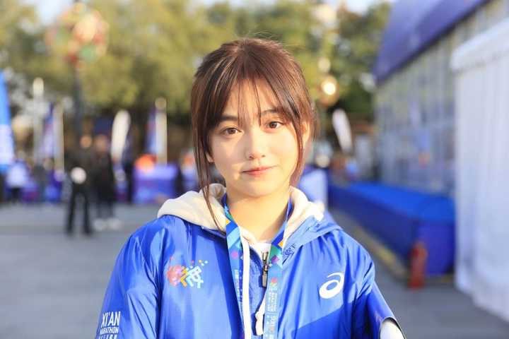 美女们素颜都是什么样子? 知乎