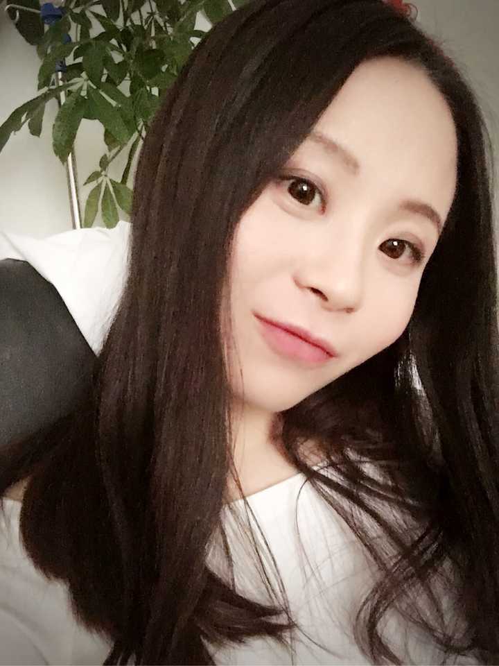 雅诗兰黛 DW 粉底 1W1 和 1N1，哪个比较白？ - 知乎