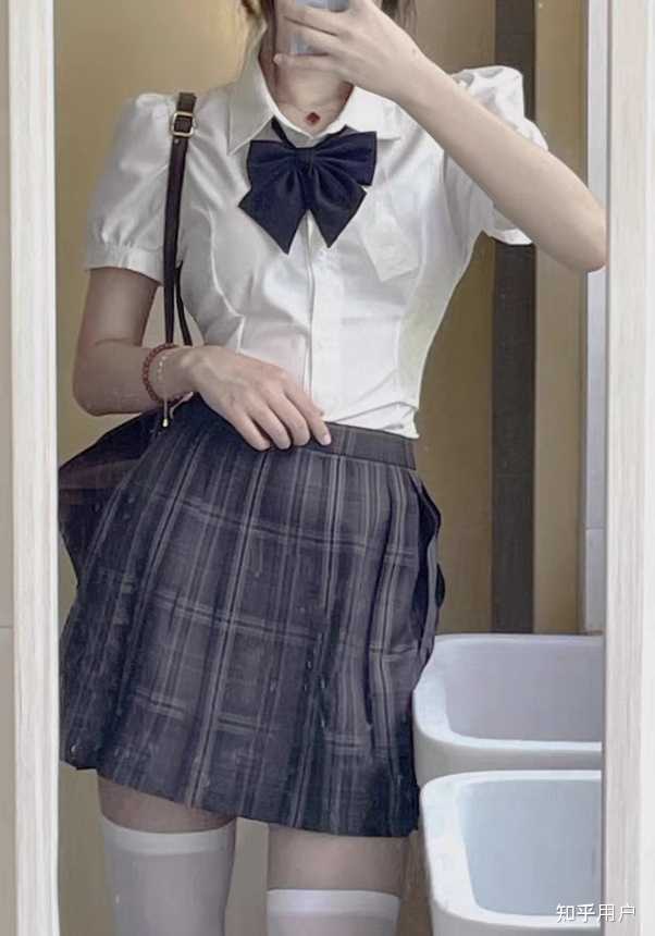 想问一下刚入坑的jk，167穿42CM的裙子会不会短呢？ - 知乎