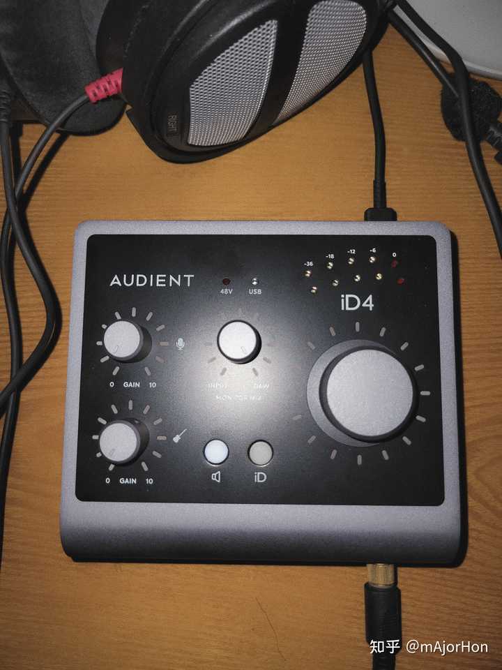 如何评价新出的id4/id14mk2声卡？ - 知乎