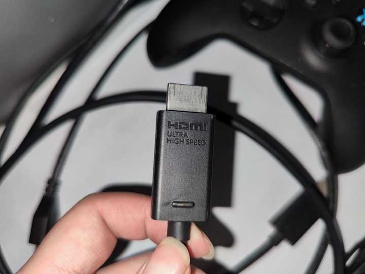 请问XSX/S和PS5的HDMI线是2.1的吗？ - 知乎