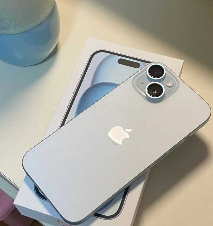 选择iPhone15基础版还是iPhone 14 pro? - 知乎