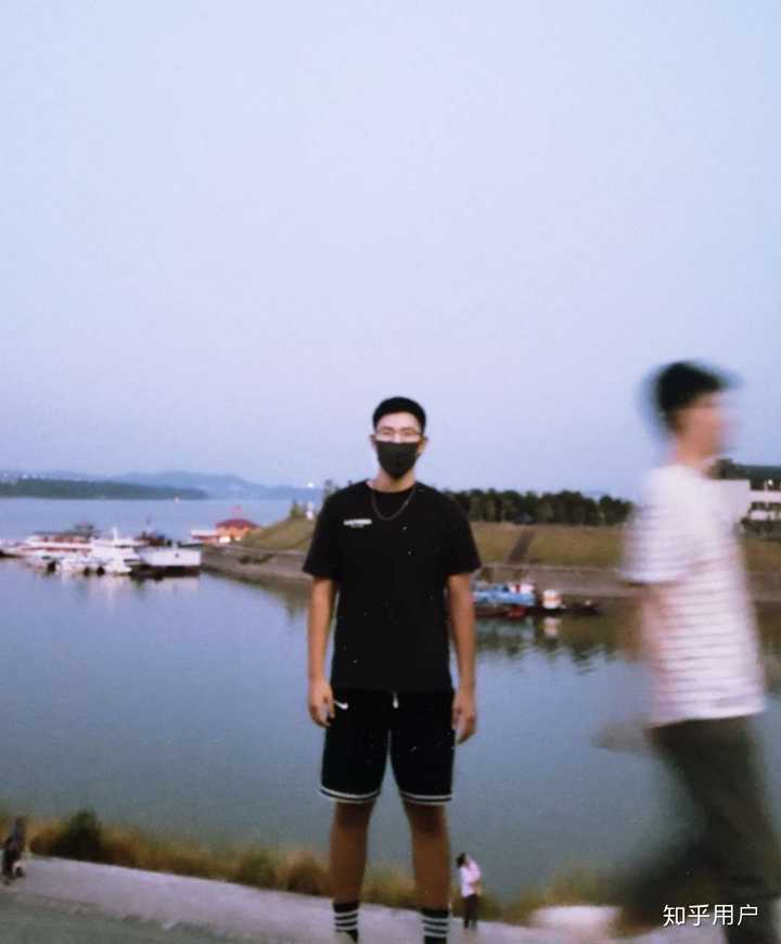 身高190cm体重190斤 是球儿吗？ - 知乎