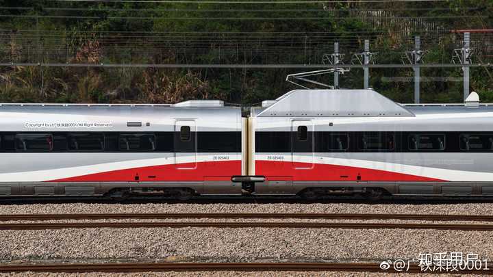 广深港高铁香港段的动感号动车组与和谐号、复兴号有什么不同？乘坐体验如何？ - 知乎