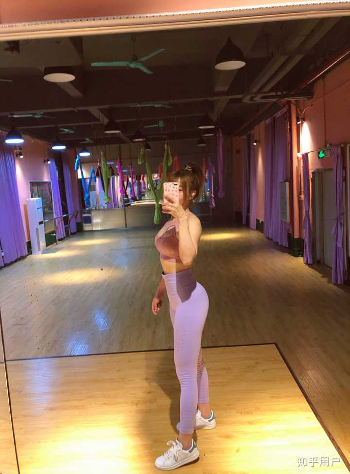 女生 165 cm、104 斤算胖吗？ - 知乎