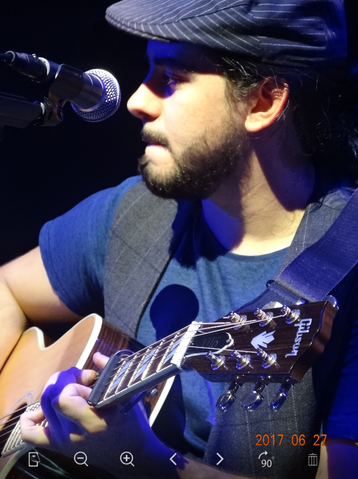 如何评价declan 即 迪克兰·加尔布雷斯？ - 知乎