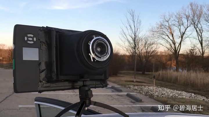 M43能不能利用防抖系统大幅移动cmos位置，从而获取更大底的效果？ - 知乎