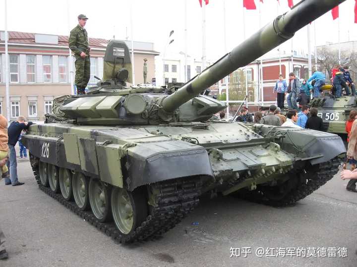 如何分辨T-72M/M1 T-72A T-72B T-72S T-72BM等各种T-72改型？ - 知乎