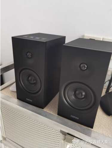 请问漫步者r1080bt和mr4哪个好啊？ - 知乎