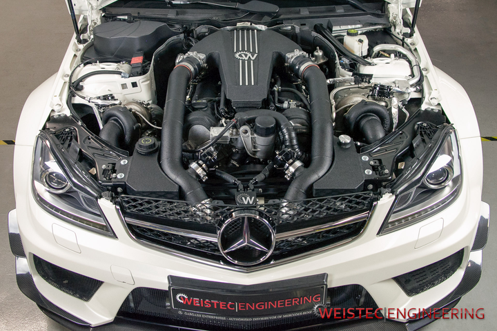 为什么千匹以上的车大多数都是V8而不是V12？ - 知乎