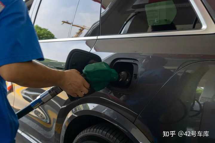 对比理想ONE/L8/L9，三车在配置、空间、性能等方面有何异同？ - 知乎