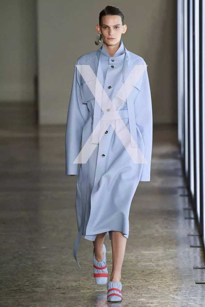 oversize 的衣服，就是一味的追求宽大和宽松吗？ - 知乎