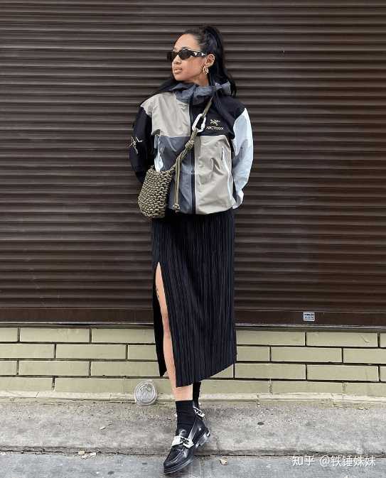 「Gorpcore 风」火遍时尚圈，怎样才能让这种「户外机能感」自然地融入城市生活？ - 知乎