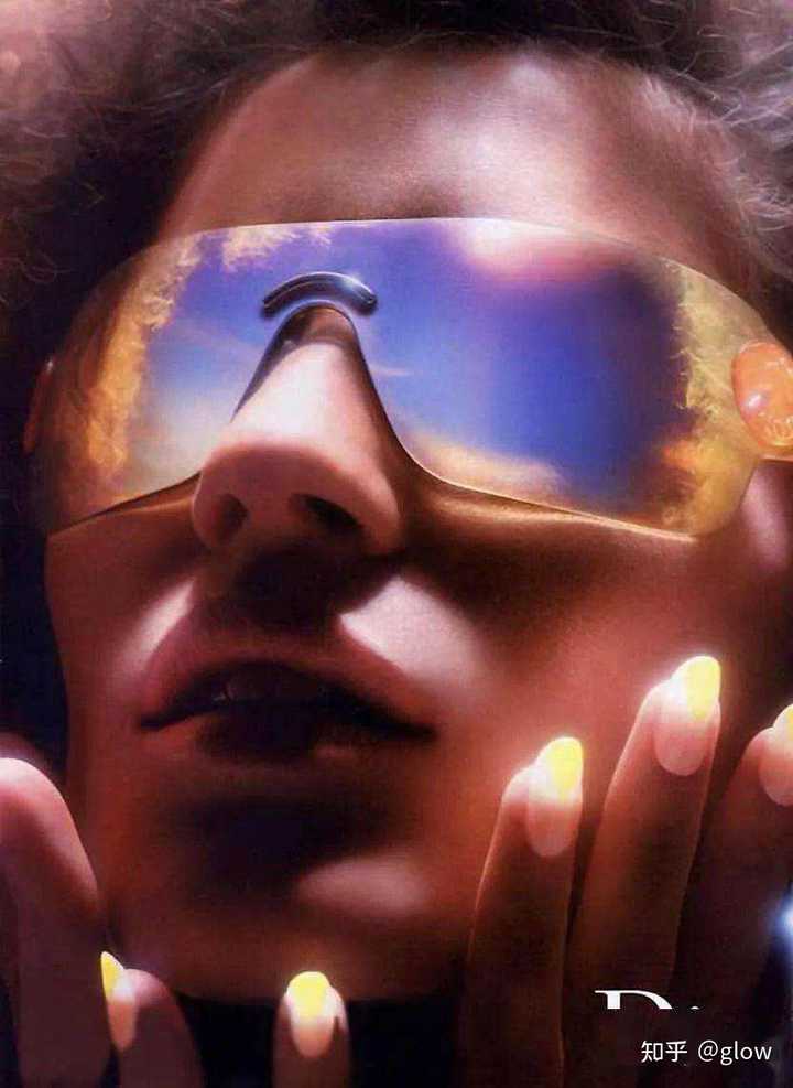 现在超流行的「Y2K」到底是什么风格？ - 知乎