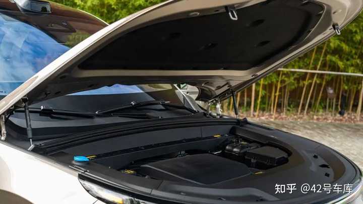 对比理想ONE/L8/L9，三车在配置、空间、性能等方面有何异同？ - 知乎