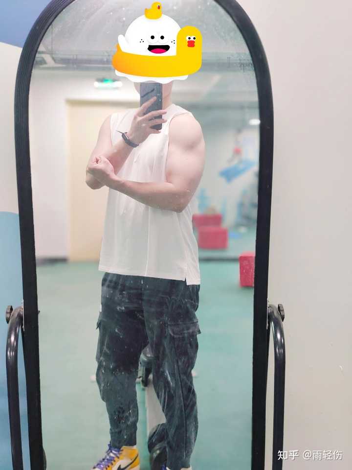 男生身高182cm，体重75kg，算标准吗？ - 知乎