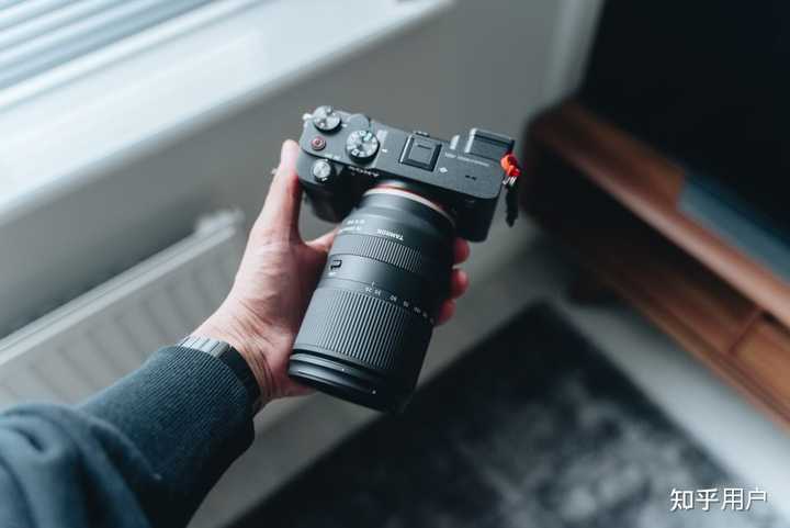 索尼A7C2买什么镜头？ - 知乎