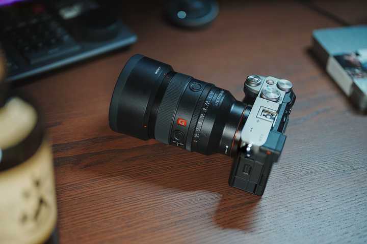 如何评价索尼在 8.29 发布的 A7C2 和 A7CR，有哪些亮点和不足? - 知乎