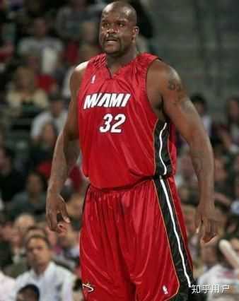 NBA历史上穿32号球衣最杰出五大球星分别是那五位，为什么？ - 知乎