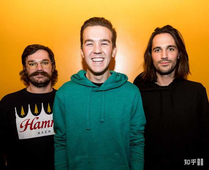 求推荐一些比较耐听的emo乐队？ - 知乎