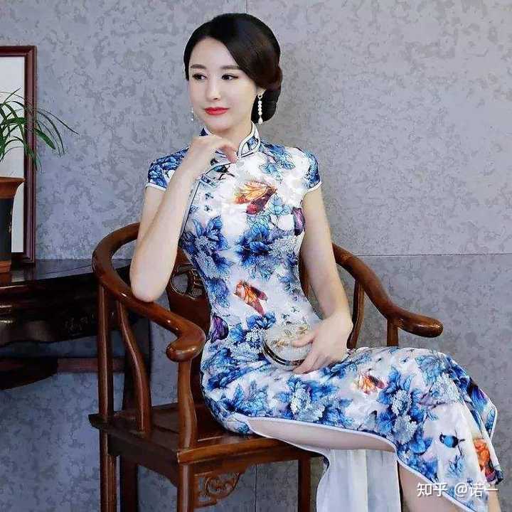 有没有搭配旗袍发朋友圈的唯美文案? 知乎