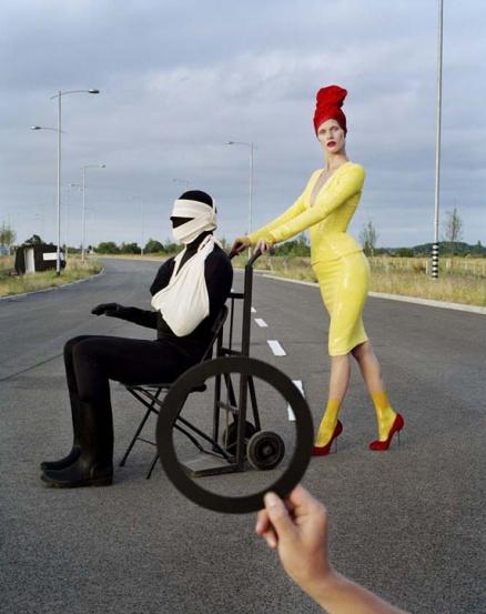 如何评价 Tim Walker 的摄影作品？ - 知乎