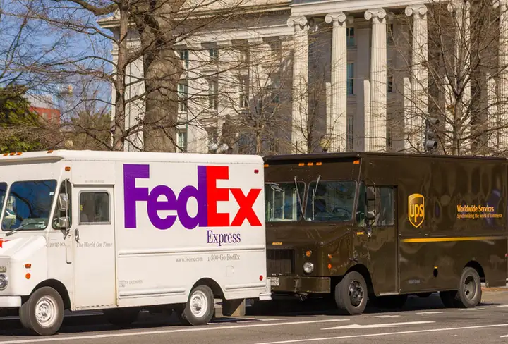 跨境电商云仓仓储服务可以使用UPS,DHL,FedEx这些国际快递