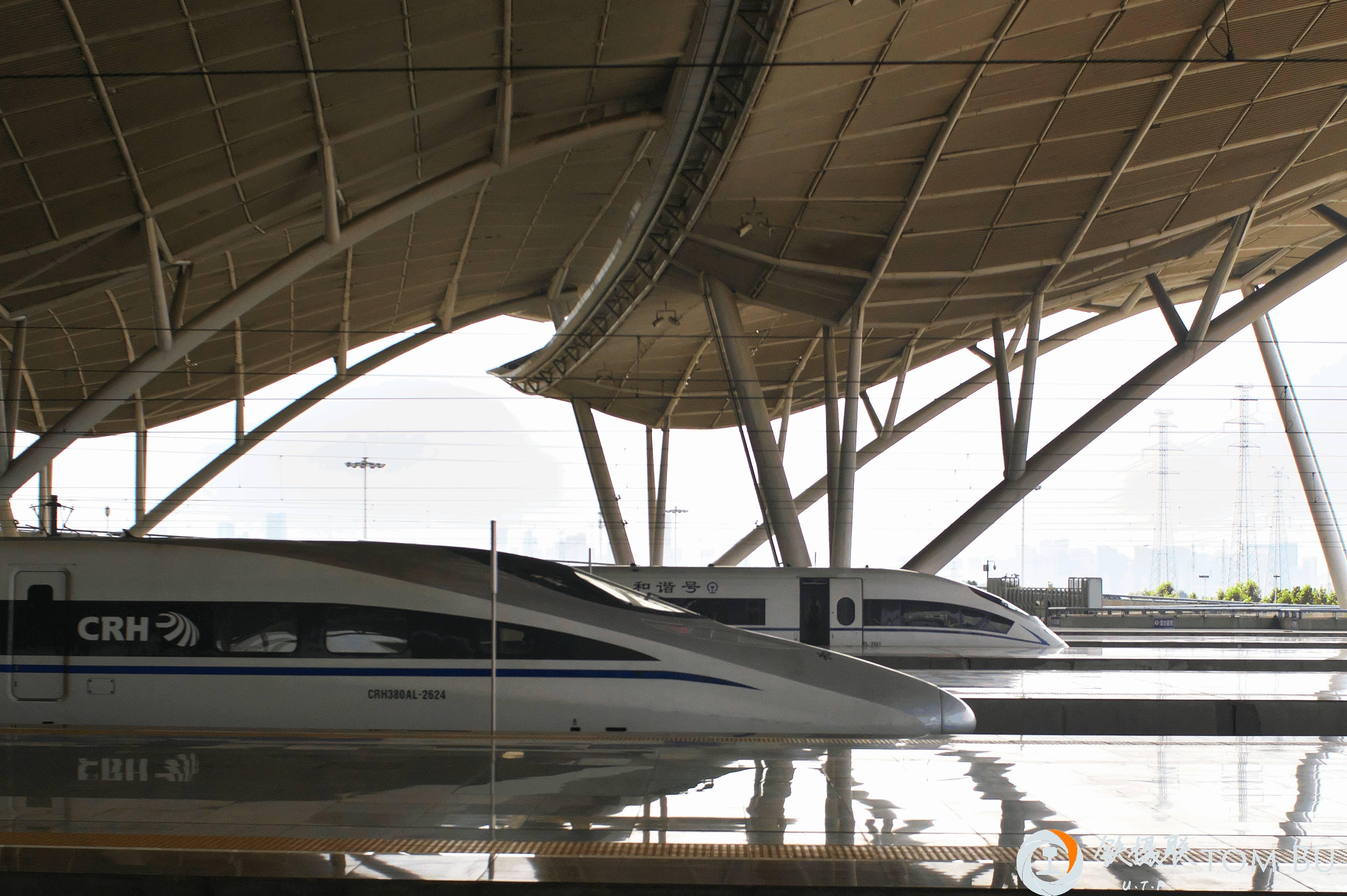 CRH380A和CRH380B有什么区别？ - 知乎