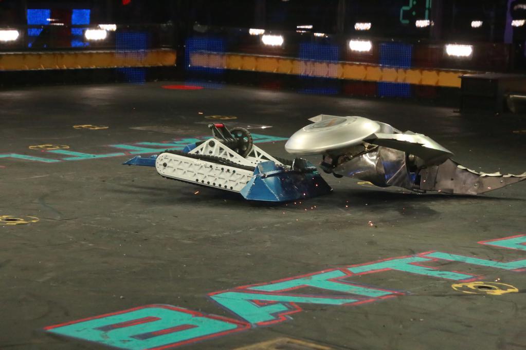 「机器人大战」博茨大战（Battlebots）2015 赛季已经结束，大家觉得冠军选手有什么过人之处？ - 知乎