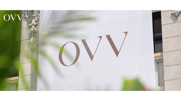 时尚媒体｜在OVV携手独立设计师邱昊打造的联名系列限时快闪活动中 感受诗意知性的高级感｜广州时尚媒体 传媒 集团 - 知乎