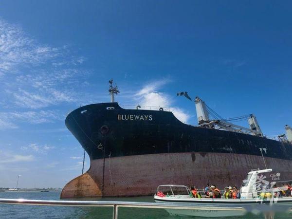 搁浅威海海边一年多的“布鲁维斯”货轮，何去何从？ - 知乎