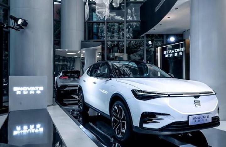 天际ME7正式上市，主打5+X智能座舱，售价21.88万起 - 知乎