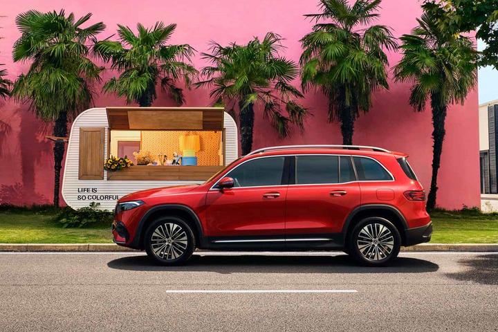 奔驰新款EQA/EQB上市 售价32.2-42.8万元 - 知乎