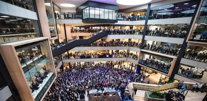 微软投资2700万欧元在爱尔兰开设新工程中心，占地34000平的都柏林微软新总部到底有多高大上？ - 知乎