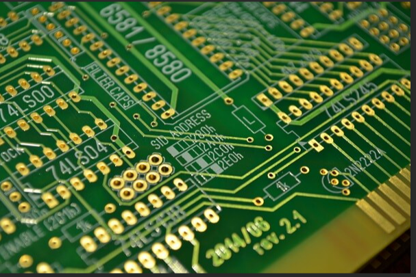 国内厂商受益A算力需求增长，PCB有望量价齐升 - 知乎
