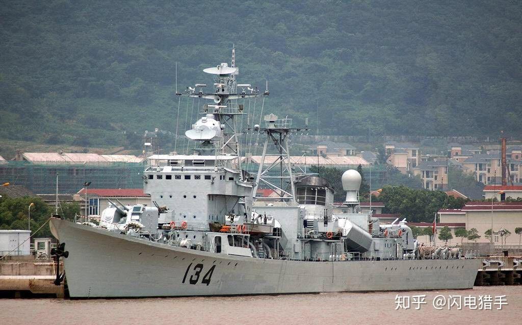 老舰传奇——中国051型导弹驱逐舰 - 知乎