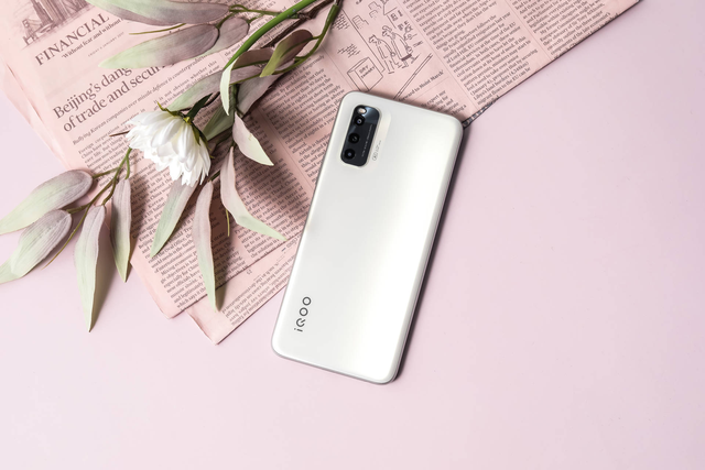 618爆款机型！2499起！iQOO Neo5夺得双冠军 - 知乎