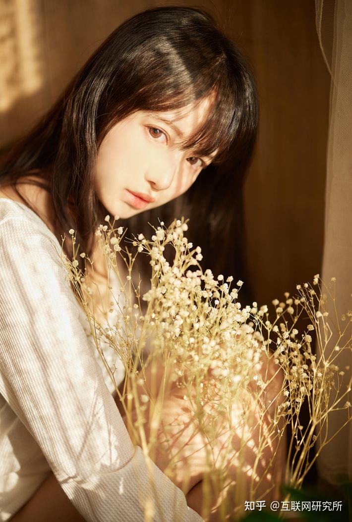 Shika小鹿鹿的个人资料简介，以及在cos圈的影响力？ - 知乎