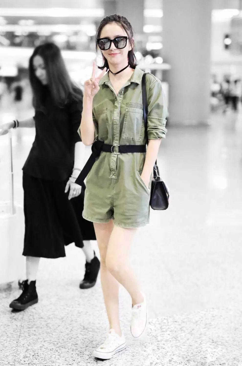 让人爱恨交织的连体裤到底有怎样的魅力？ - 知乎