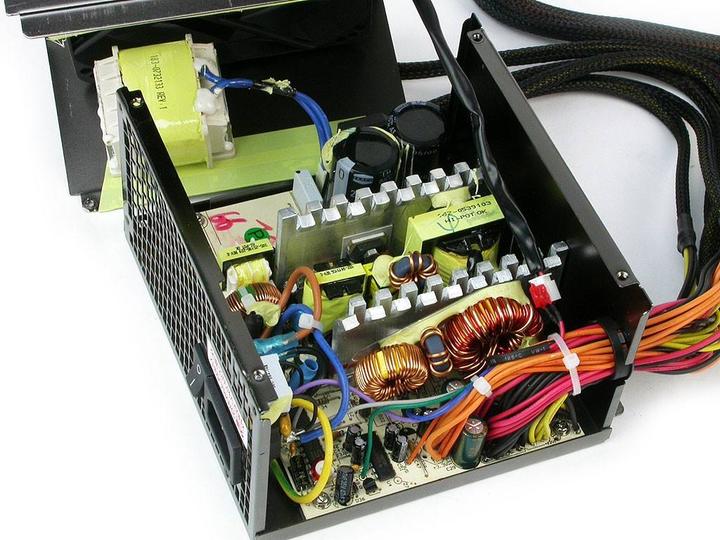 选购PC电源必读：主动PFC与被动PFC有啥不同？ - 知乎