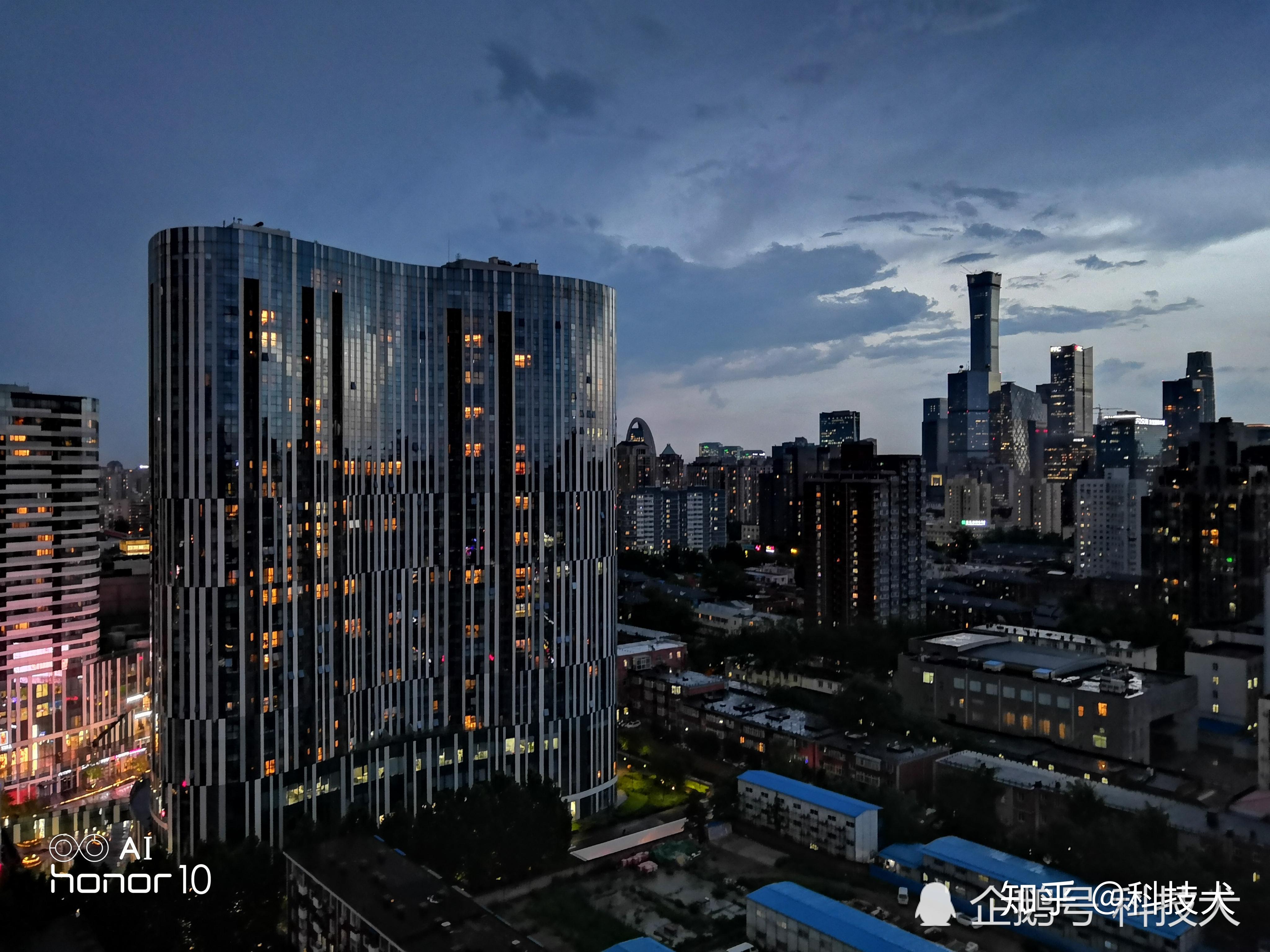 荣耀10GT版AIS手持超级夜景功能实拍样张：“夜拍王”来了 - 知乎