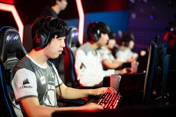 IG.Duke专访——骄傲与谦卑 - 知乎