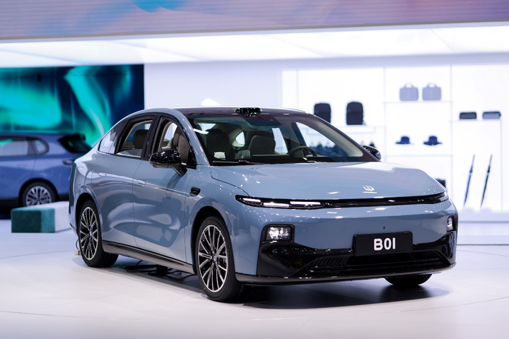 零跑B01 ：650km续航+激光雷达，15万级纯电新标杆 - 知乎