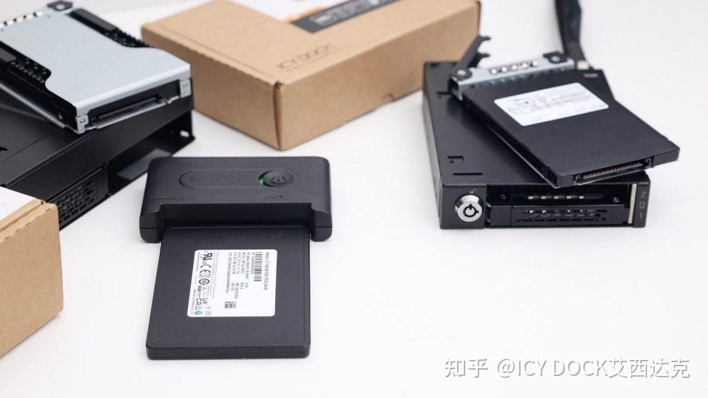 当我买了 U.2 SSD需要怎么连接呢？连接 U.2/U.3 SSD 的一些方法分享！ - 知乎